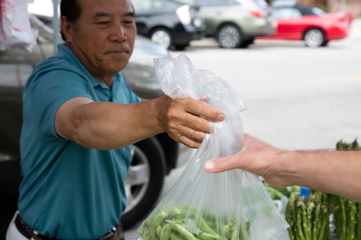 12 Photos from Cathedral Square Market - Milwaukee Magazine