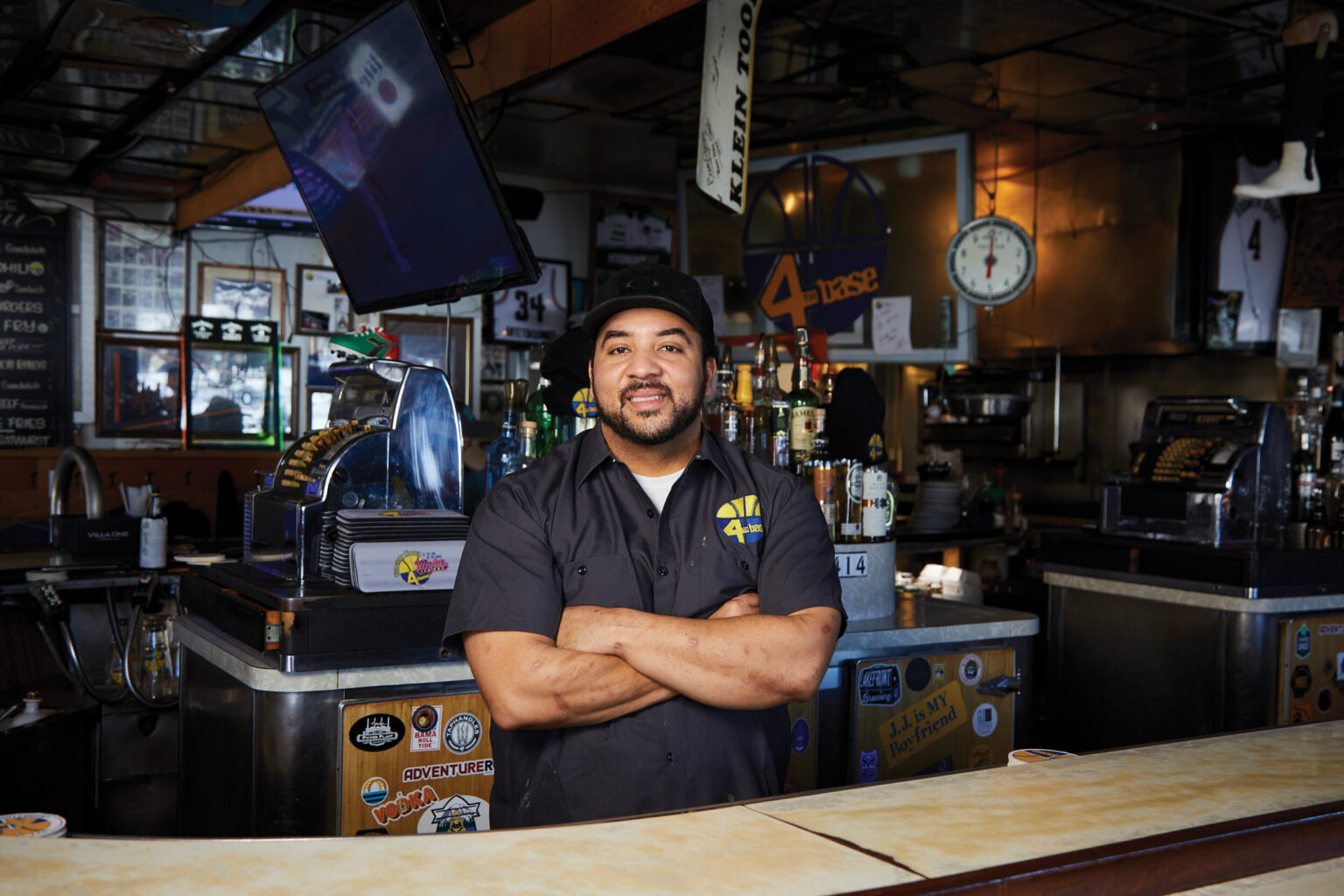 Dining Review: 4th Base in West Milwaukee | Milwaukee Magazine