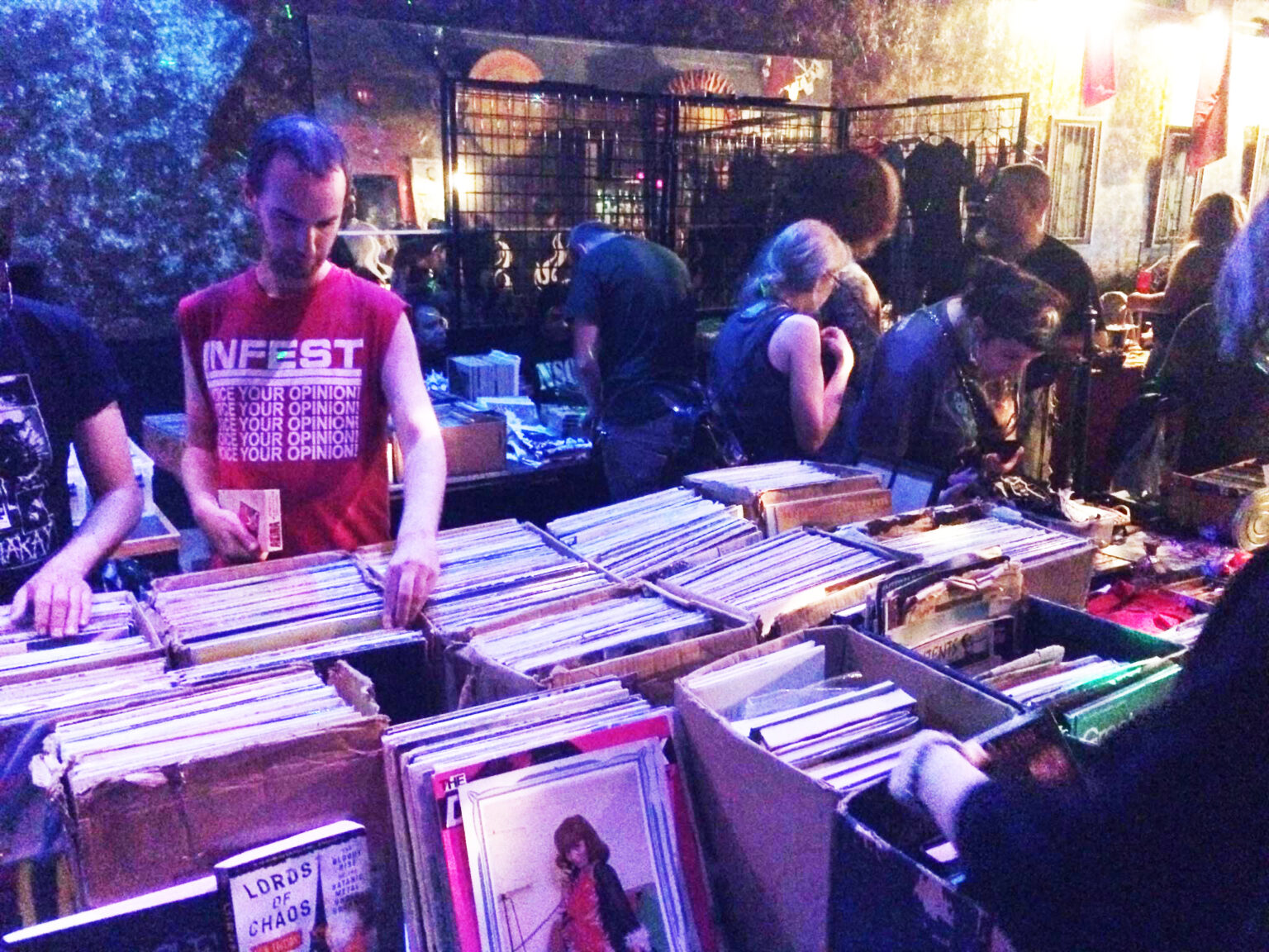 Milwaukee’s Has Punk Rock Rummage Sales | Milwaukee Magazine