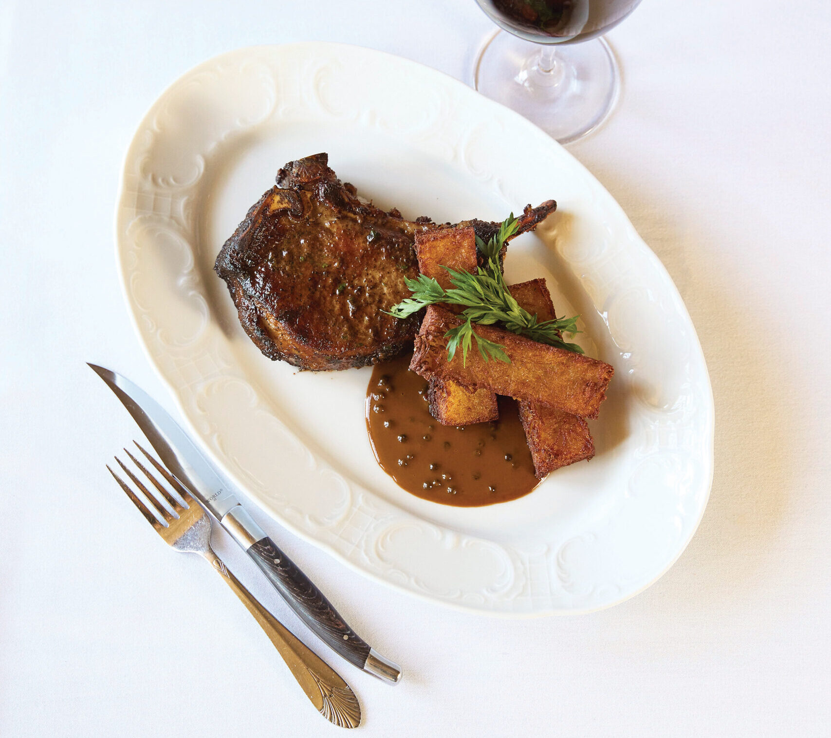 Restaurant Review: Red Circle Inn | Milwaukee Magazine