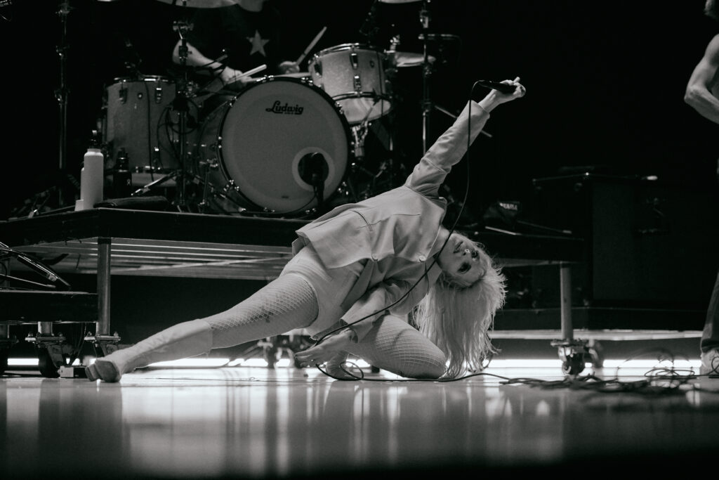 Highlights from Paramore’s Milwaukee Concert | Milwaukee Magazine