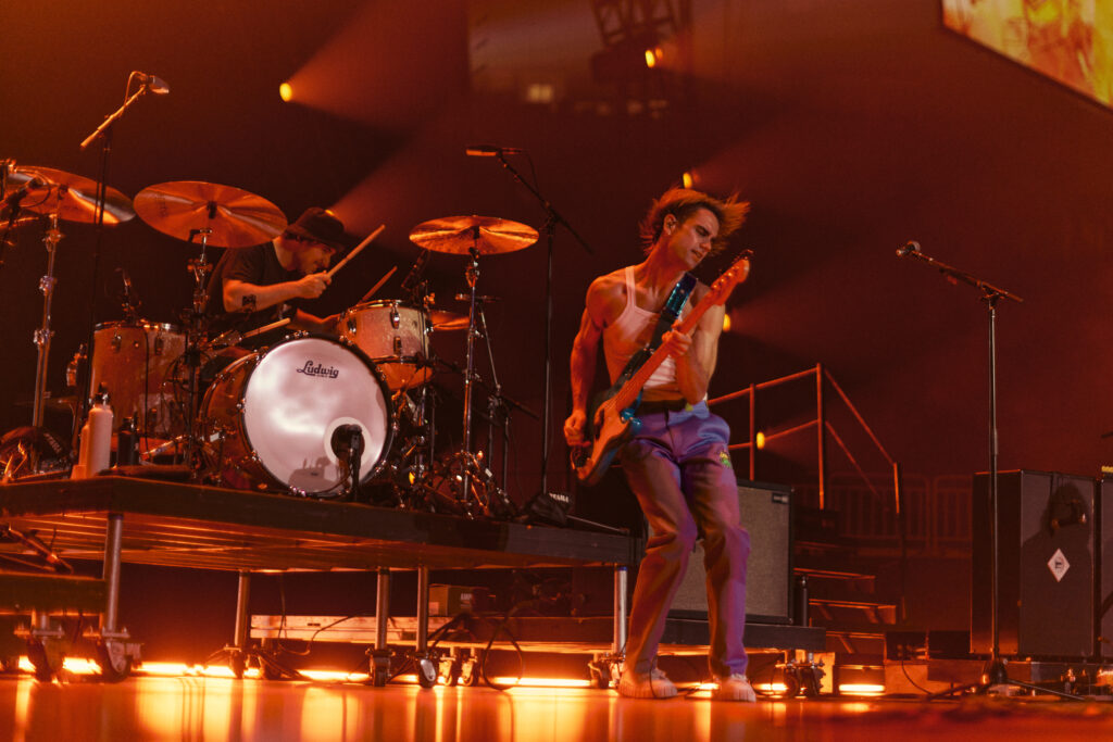 Highlights from Paramore’s Milwaukee Concert | Milwaukee Magazine