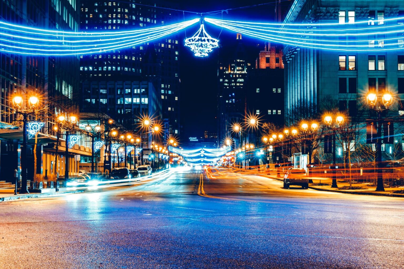 Milwaukee-Area Holiday Lights Guide