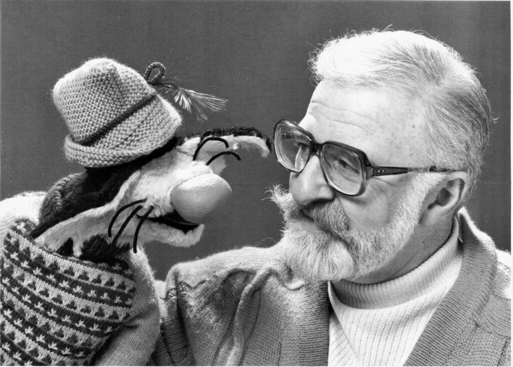 Albert the Alleycat Used to Deliver the Weather on Channel 6