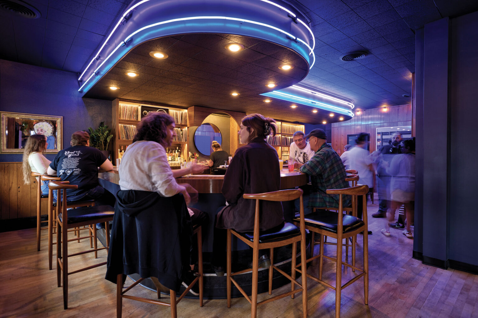 Sip Your Favorite Drinks and Groove At These Two Local Vinyl Lounges