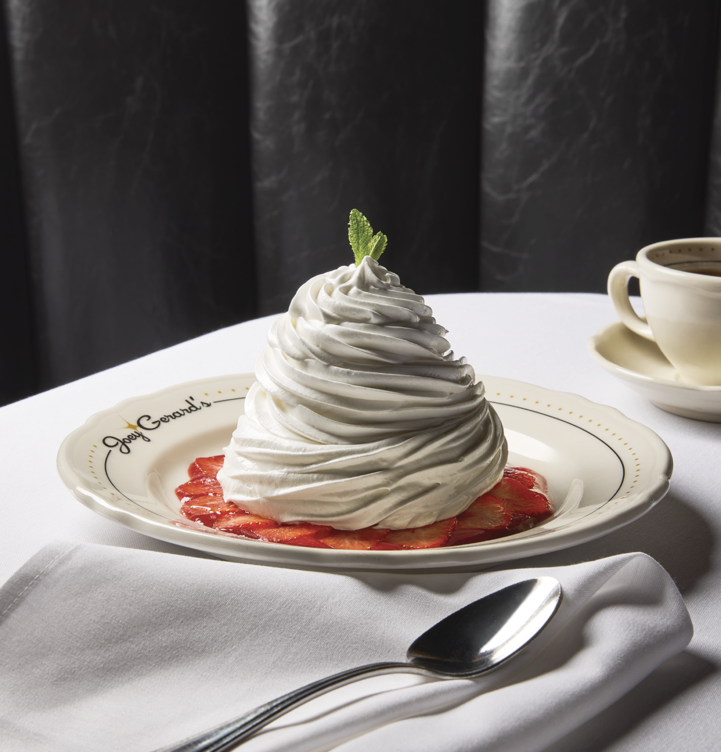 What is Wisconsin Supper Club Dessert Schaum Torte?