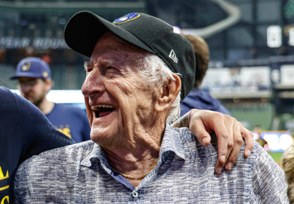 The Inside Story of Bob Uecker’s Final Goodbye to the Press Box
