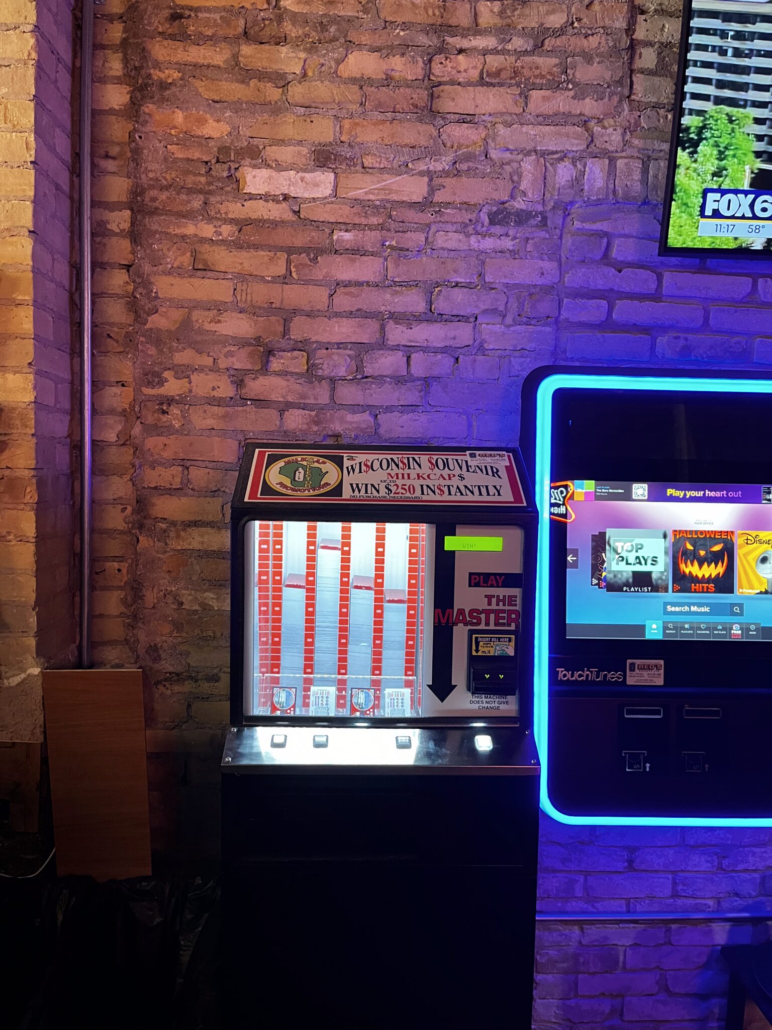 15 Things We Learned About the New ‘Your Office’ Bar