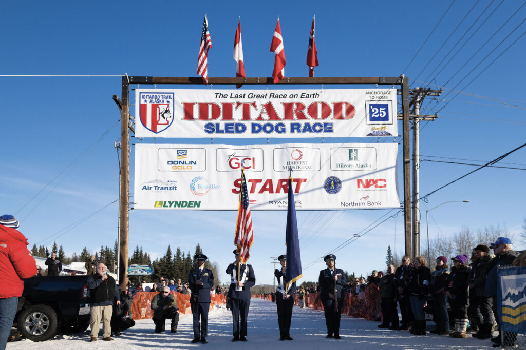 A Wisconsinite Braves the World’s Longest Dog Sled Race